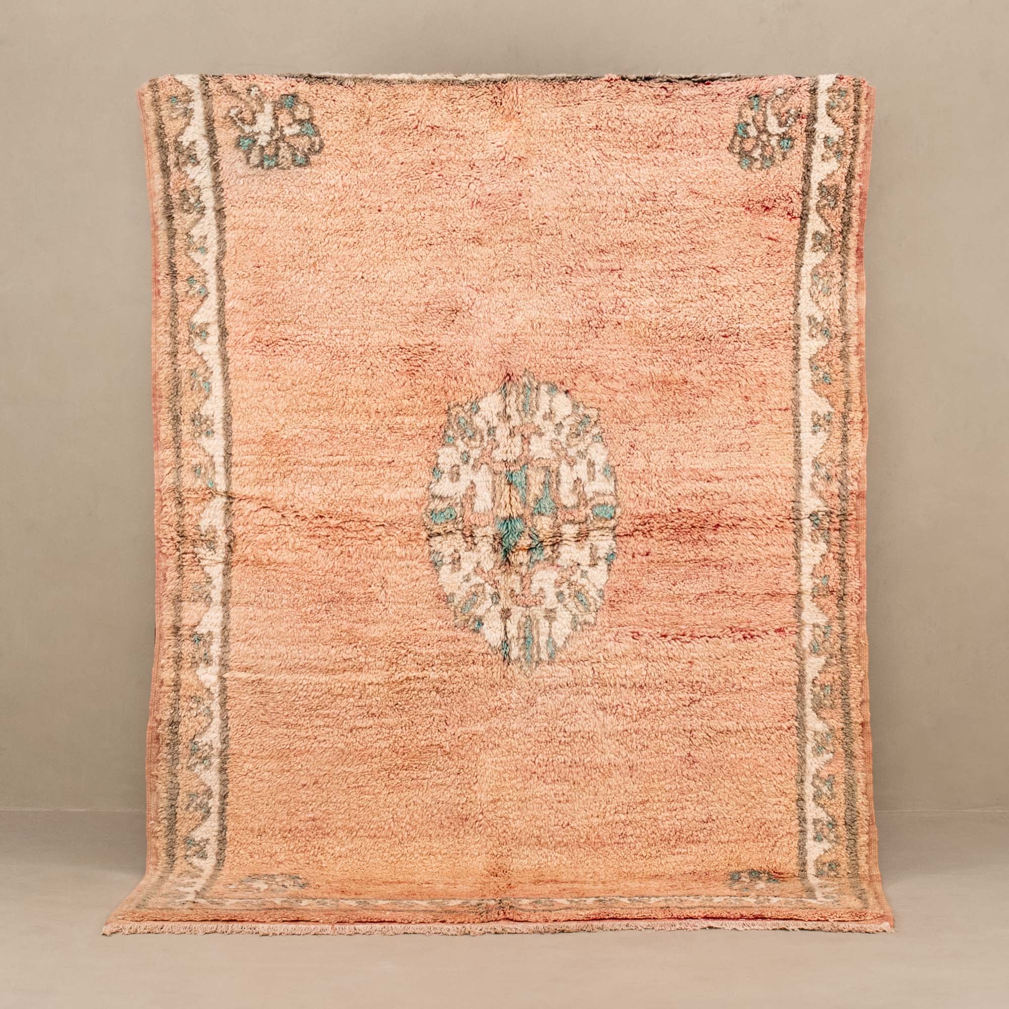 Amelou - vintage boujad rug